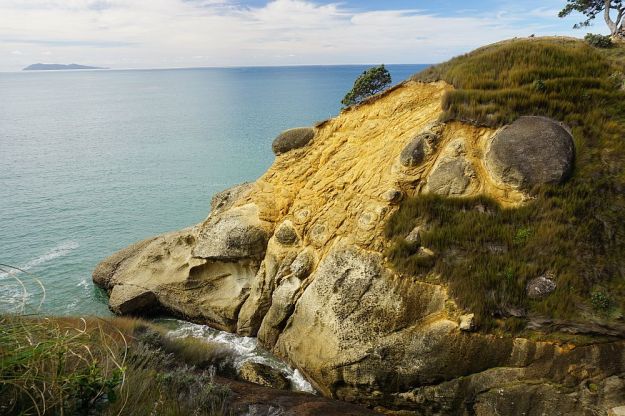Orokawa Bay and Homunga Bay | motowalknz