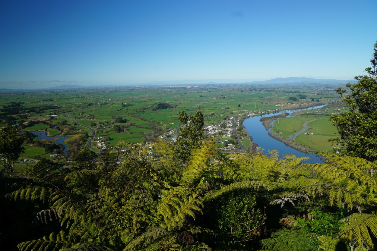Taupiri Mountain Summit | motowalknz