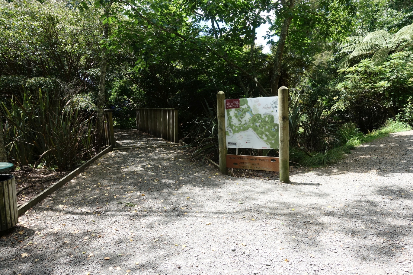 Taitua Arboretum and Till’s Lookout, Hamilton | motowalknz