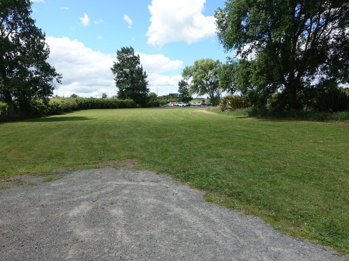 Lake Kainui, Horsham Downs | motowalknz